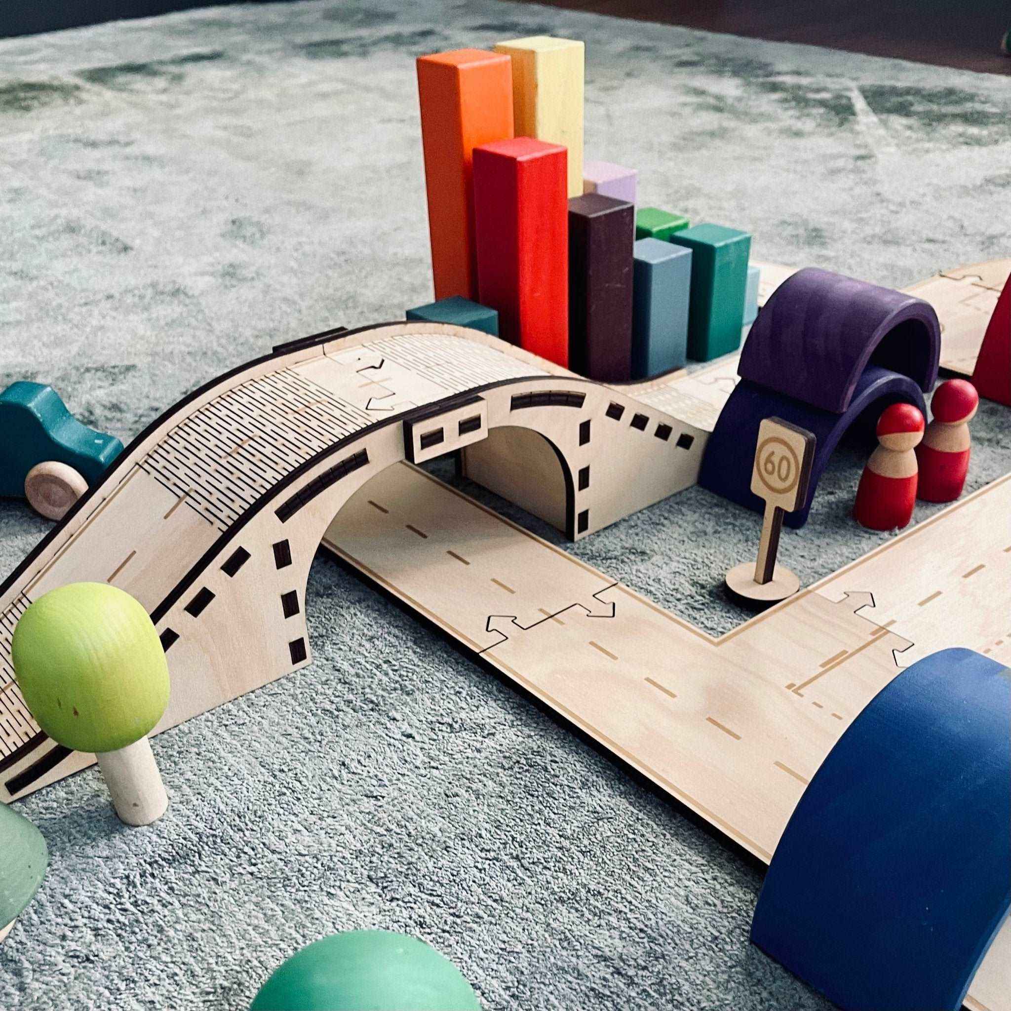 Bridges Deluxe Wooden Road Track Set